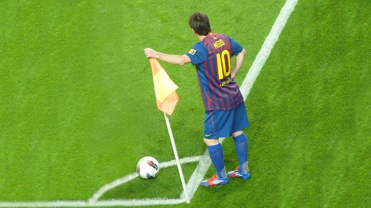 12 Times Lionel Messi Surprised the World! - Sharing Clips